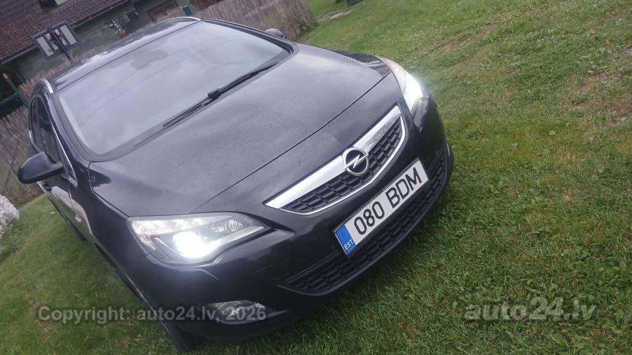 Melns Opel Astra 2011 Tallina, ar dzinēja tilpumu 1.40 L un nobraukumu 265 tūkst. km par 2400 €, foto 1 vietnē AUTOMOTO.COM.LV
