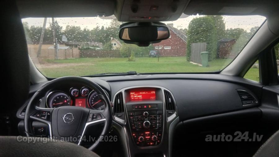 Melns Opel Astra 2011 Tallina, ar dzinēja tilpumu 1.40 L un nobraukumu 265 tūkst. km par 2400 €, foto 4 vietnē AUTOMOTO.COM.LV