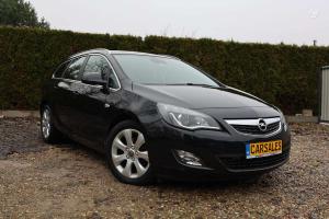Melns Opel Astra 2012 Alīta, ar dzinēja tilpumu 1.70 L un nobraukumu 242 tūkst. km par 3400 €, foto 2 vietnē AUTOMOTO.COM.LV