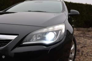 Melns Opel Astra 2012 Alīta, ar dzinēja tilpumu 1.70 L un nobraukumu 242 tūkst. km par 3400 €, foto 26 vietnē AUTOMOTO.COM.LV