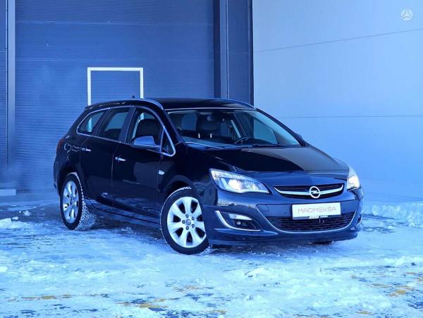 Black Opel Astra 2012 in Vilnius, with an engine capacity of 1.69 L and mileage of 282 thousand km for 4450 €, photo 7 on AUTOMOTO.COM.LV