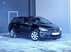 Black Opel Astra 2012 in Vilnius, with an engine capacity of 1.69 L and mileage of 282 thousand km for 3950 €, photo  on AUTOMOTO.COM.LV