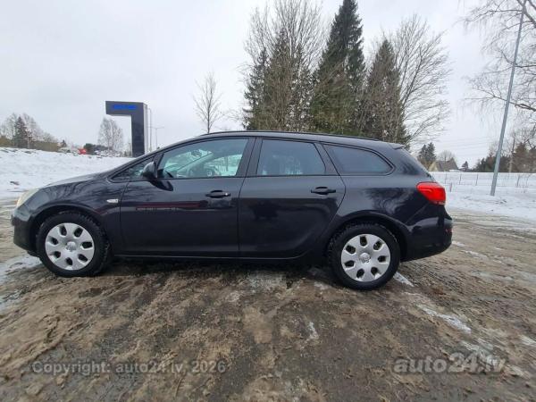 Melns Opel Astra 2012 Tallina, ar dzinēja tilpumu 1.60 L un nobraukumu 347 tūkst. km par 2599 €, foto 3 vietnē AUTOMOTO.COM.LV
