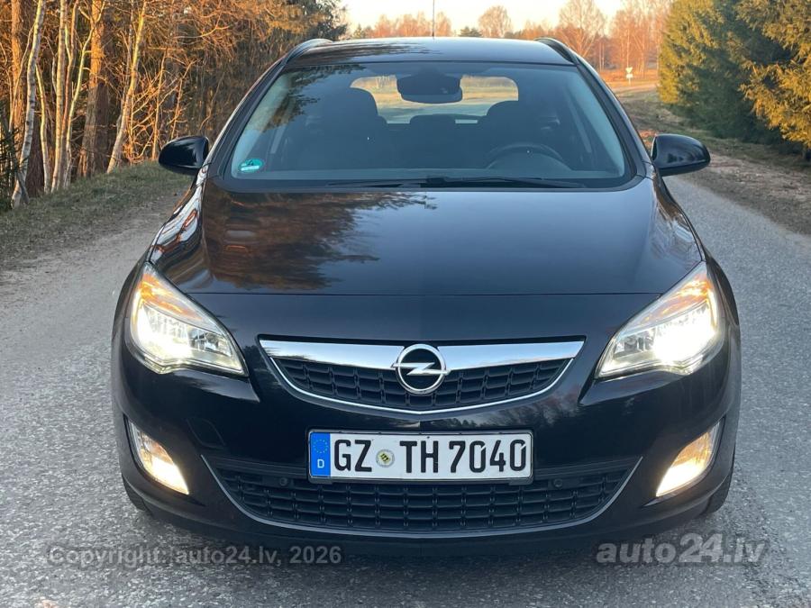 Melns Opel Astra 2012 Tartu, ar dzinēja tilpumu 1.70 L un nobraukumu 245 tūkst. km par 3990 €, foto 6 vietnē AUTOMOTO.COM.LV