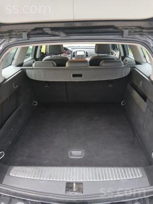 Black Opel Astra 2012 in Bauska, with an engine capacity of 1.70 L and mileage of 311 thousand km for 2950 €, photo 11 on AUTOMOTO.COM.LV