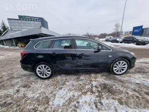 Черный Опель Астра 2012 в Рига, объемом двигателя 1.60 л и пробегом 170 тыс. км за 5400 €, фото 5 на AUTOMOTO.COM.LV