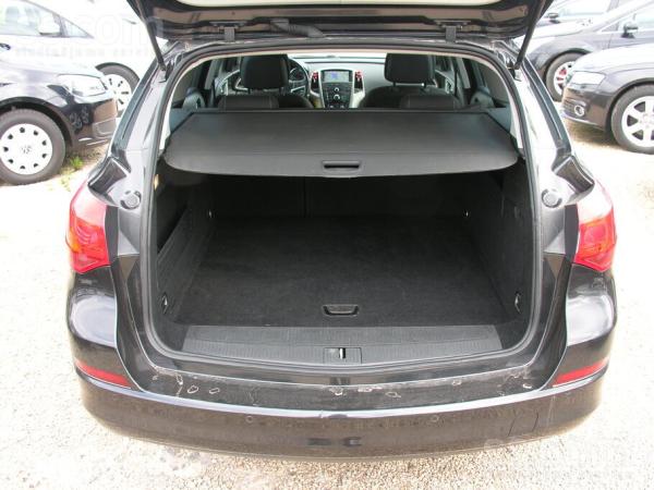 Melns Opel Astra 2012 Rīga, ar dzinēja tilpumu 1.70 L un nobraukumu 0 tūkst. km par 4350 €, foto 5 vietnē AUTOMOTO.COM.LV