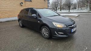Melns Opel Astra 2012 Rīga, ar dzinēja tilpumu 1.70 L un nobraukumu 294 tūkst. km par 2450 €, foto 4 vietnē AUTOMOTO.COM.LV