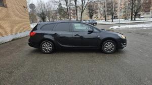 Melns Opel Astra 2012 Rīga, ar dzinēja tilpumu 1.70 L un nobraukumu 294 tūkst. km par 2450 €, foto 5 vietnē AUTOMOTO.COM.LV