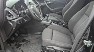Melns Opel Astra 2012 Rīga, ar dzinēja tilpumu 1.70 L un nobraukumu 294 tūkst. km par 2450 €, foto 11 vietnē AUTOMOTO.COM.LV