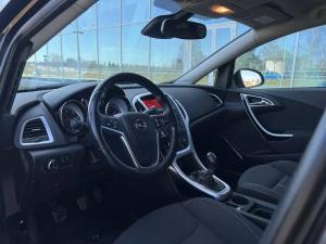 Melns Opel Astra 2012 Rēzekne, ar dzinēja tilpumu 1.70 L un nobraukumu 263 tūkst. km par 4390 €, foto 7 vietnē AUTOMOTO.COM.LV