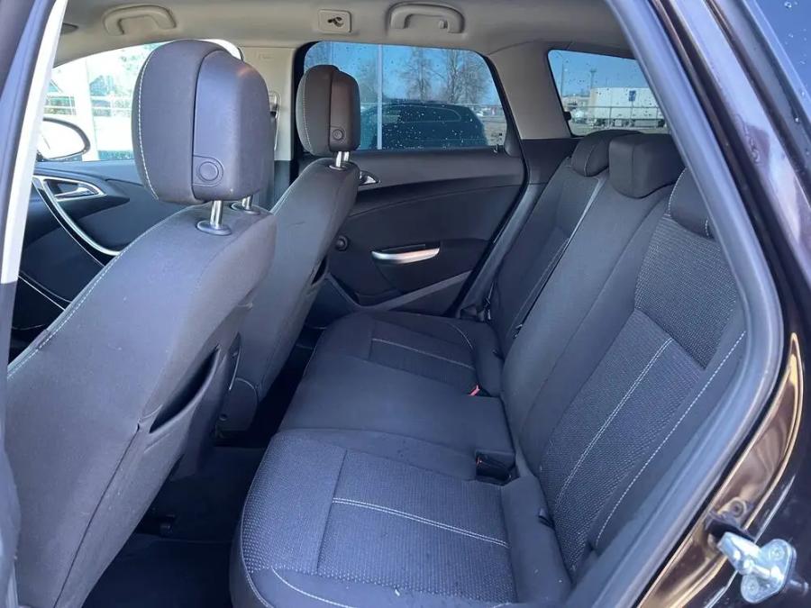 Melns Opel Astra 2012 Rēzekne, ar dzinēja tilpumu 1.70 L un nobraukumu 263 tūkst. km par 4390 €, foto 15 vietnē AUTOMOTO.COM.LV