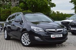 Melns Opel Astra 2012 Tukums, ar dzinēja tilpumu 1.60 L un nobraukumu 210 tūkst. km par 5395 €, foto 4 vietnē AUTOMOTO.COM.LV