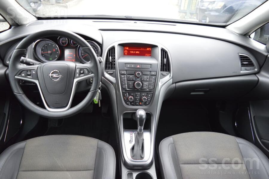 Melns Opel Astra 2012 Tukums, ar dzinēja tilpumu 1.60 L un nobraukumu 210 tūkst. km par 5395 €, foto 13 vietnē AUTOMOTO.COM.LV