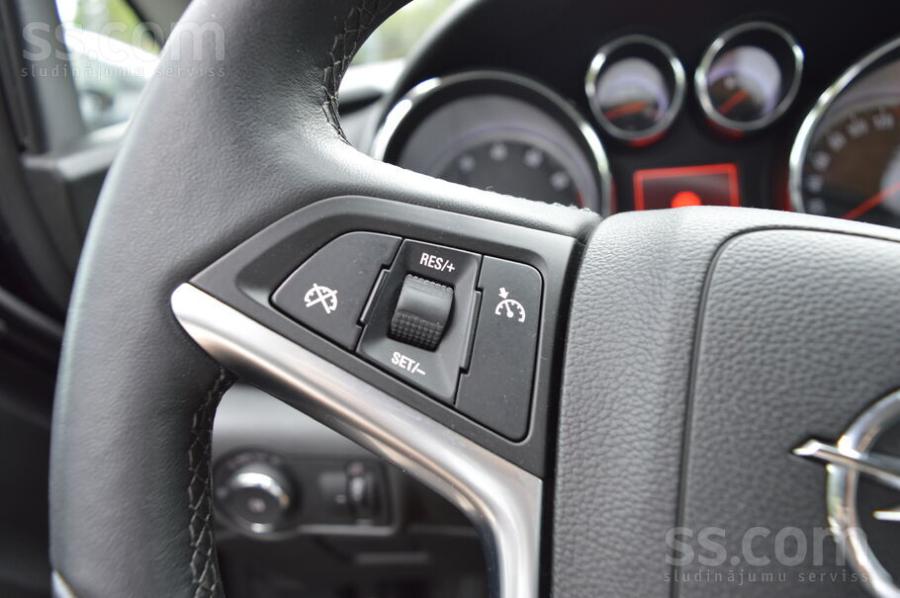 Melns Opel Astra 2012 Tukums, ar dzinēja tilpumu 1.60 L un nobraukumu 210 tūkst. km par 5395 €, foto 16 vietnē AUTOMOTO.COM.LV