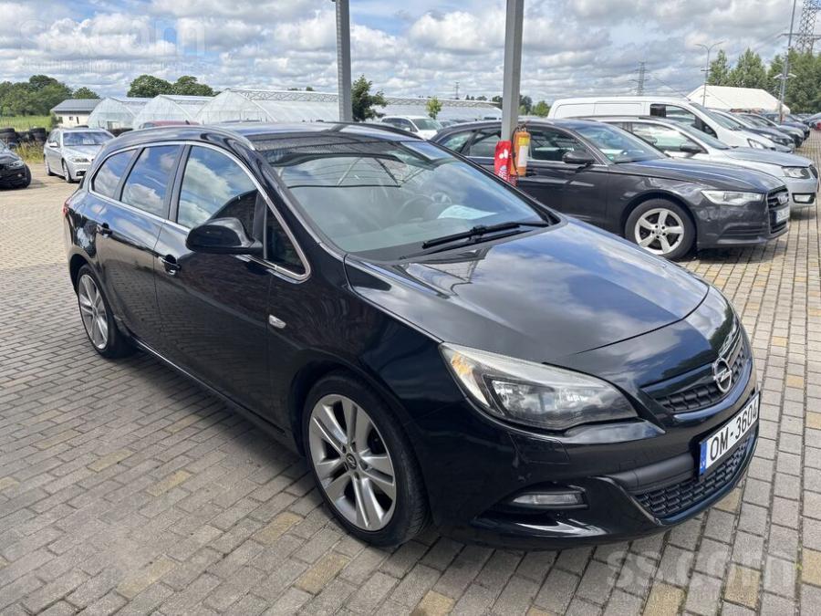 Black Opel Astra 2012 in Talsi, with an engine capacity of 2.00 L and mileage of 0 thousand km for 4900 €, photo 7 on AUTOMOTO.COM.LV