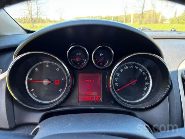 Melns Opel Astra 2012 Ogre, ar dzinēja tilpumu 1.70 L un nobraukumu 305 tūkst. km par 3000 €, foto 6 vietnē AUTOMOTO.COM.LV