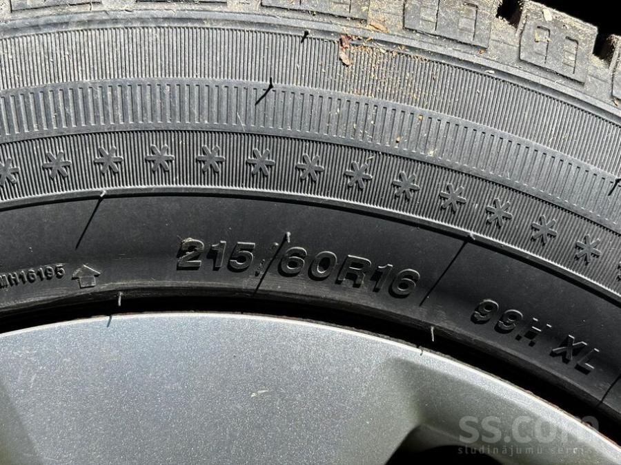 Черный Опель Астра 2012 в Огре, объемом двигателя 1.70 л и пробегом 305 тыс. км за 3000 €, фото 12 на AUTOMOTO.COM.LV