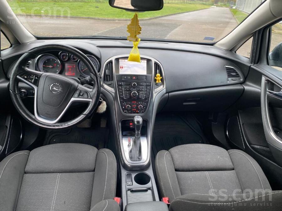 Melns Opel Astra 2012 Ogre, ar dzinēja tilpumu 2.00 L un nobraukumu 295 tūkst. km par 3150 €, foto 8 vietnē AUTOMOTO.COM.LV