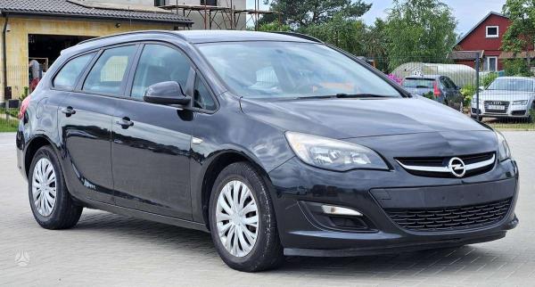 Melns Opel Astra 2012 Tauragė, ar dzinēja tilpumu 1.25 L un nobraukumu 270 tūkst. km par 2400 €, foto 3 vietnē AUTOMOTO.COM.LV