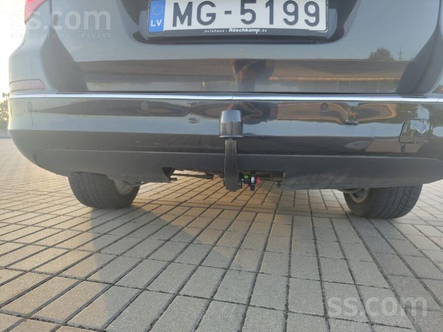 Black Opel Astra 2012 in Riga, with an engine capacity of 1.70 L and mileage of 236 thousand km for 3500 €, photo 13 on AUTOMOTO.COM.LV