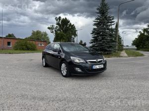Melns Opel Astra 2012 Cēsis, ar dzinēja tilpumu 2.00 L un nobraukumu 0 tūkst. km par 3500 €, foto  vietnē AUTOMOTO.COM.LV