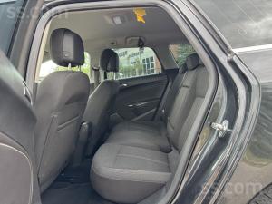 Black Opel Astra 2012 in Cesis, with an engine capacity of 2.00 L and mileage of 0 thousand km for 3500 €, photo 11 on AUTOMOTO.COM.LV