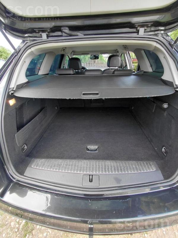 Black Opel Astra 2012 in Talsi, with an engine capacity of 2.00 L and mileage of 0 thousand km for 4550 €, photo 10 on AUTOMOTO.COM.LV