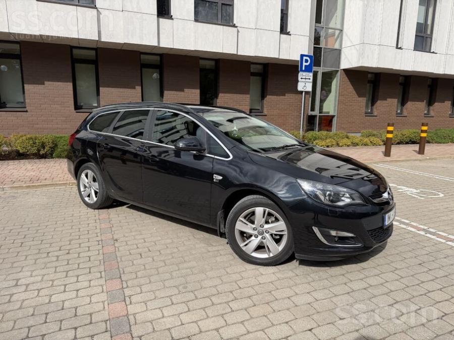 Melns Opel Astra 2012 Talsi, ar dzinēja tilpumu 1.70 L un nobraukumu 235 tūkst. km par 6000 €, foto 1 vietnē AUTOMOTO.COM.LV