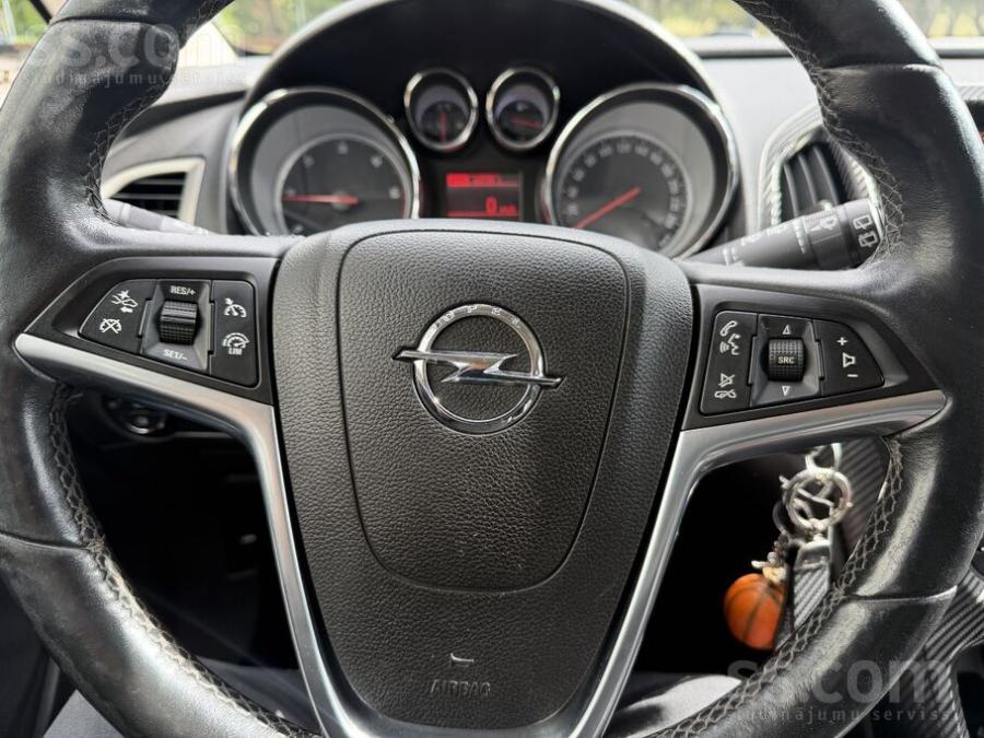 Melns Opel Astra 2012 Talsi, ar dzinēja tilpumu 1.70 L un nobraukumu 235 tūkst. km par 6000 €, foto 7 vietnē AUTOMOTO.COM.LV