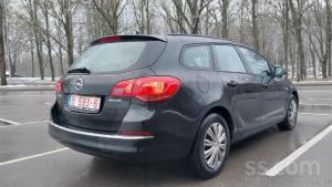 Melns Opel Astra 2013 Alūksne, ar dzinēja tilpumu 1.70 L un nobraukumu 0 tūkst. km par 3200 €, foto 10 vietnē AUTOMOTO.COM.LV