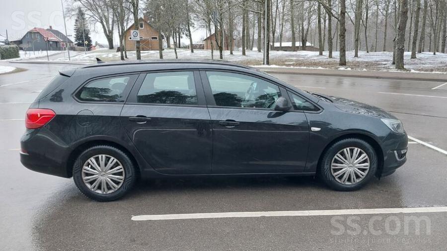 Melns Opel Astra 2013 Alūksne, ar dzinēja tilpumu 1.70 L un nobraukumu 0 tūkst. km par 3200 €, foto 11 vietnē AUTOMOTO.COM.LV