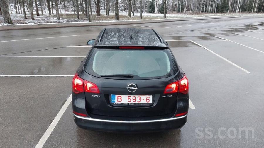 Melns Opel Astra 2013 Alūksne, ar dzinēja tilpumu 1.70 L un nobraukumu 0 tūkst. km par 3200 €, foto 12 vietnē AUTOMOTO.COM.LV