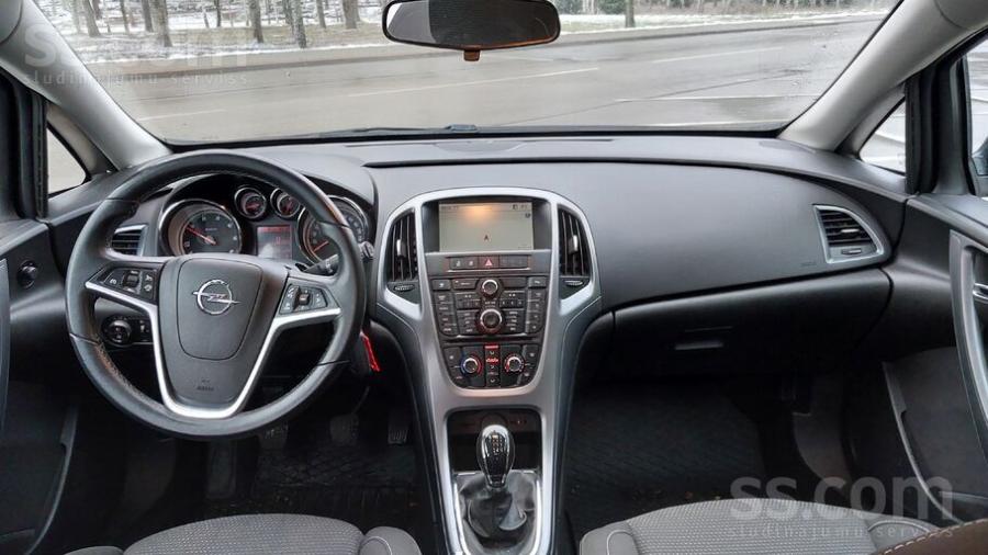 Melns Opel Astra 2013 Alūksne, ar dzinēja tilpumu 1.70 L un nobraukumu 0 tūkst. km par 3200 €, foto 27 vietnē AUTOMOTO.COM.LV