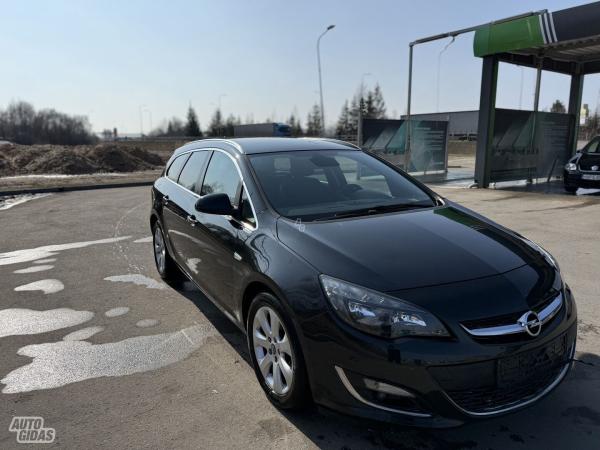 Melns Opel Astra 2013 Utena, ar dzinēja tilpumu 1.70 L un nobraukumu 231 tūkst. km par 3500 €, foto 3 vietnē AUTOMOTO.COM.LV