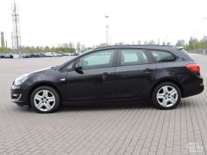 Black Opel Astra 2013 in Marijampole, with an engine capacity of 1.70 L and mileage of 285 thousand km for 3150 €, photo 6 on AUTOMOTO.COM.LV