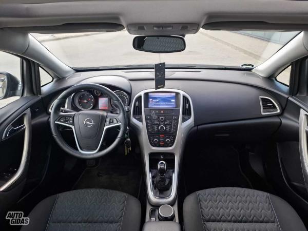 Melns Opel Astra 2013 Utena, ar dzinēja tilpumu 1.70 L un nobraukumu 232 tūkst. km par 3750 €, foto 10 vietnē AUTOMOTO.COM.LV