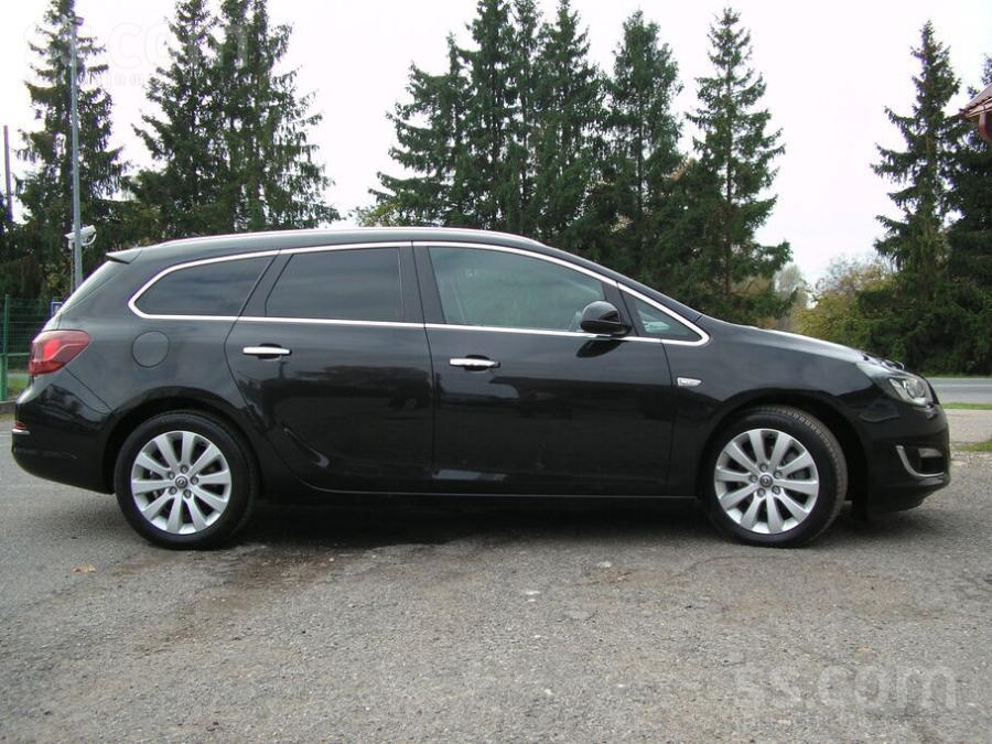 Black Opel Astra 2013 in Riga, with an engine capacity of 1.70 L and mileage of 182 thousand km for 5750 €, photo 8 on AUTOMOTO.COM.LV