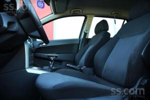 Melns Opel Astra 2013 Rīga, ar dzinēja tilpumu 1.60 L un nobraukumu 149 tūkst. km par 3495 €, foto 13 vietnē AUTOMOTO.COM.LV