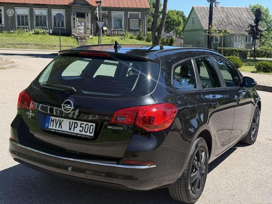 Melns Opel Astra 2013 Raseiniai, ar dzinēja tilpumu 1.69 L un nobraukumu 298 tūkst. km par 2990 €, foto 5 vietnē AUTOMOTO.COM.LV