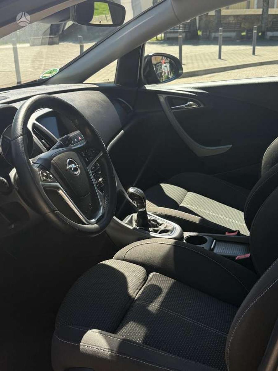 Melns Opel Astra 2013 Raseiniai, ar dzinēja tilpumu 1.69 L un nobraukumu 298 tūkst. km par 2990 €, foto 20 vietnē AUTOMOTO.COM.LV