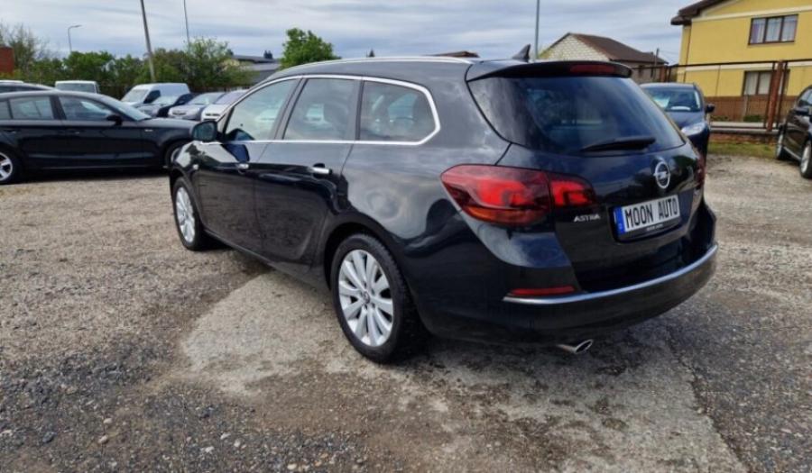 Melns Opel Astra 2013 Rīga, ar dzinēja tilpumu 2.00 L un nobraukumu 269 tūkst. km par 5700 €, foto 17 vietnē AUTOMOTO.COM.LV