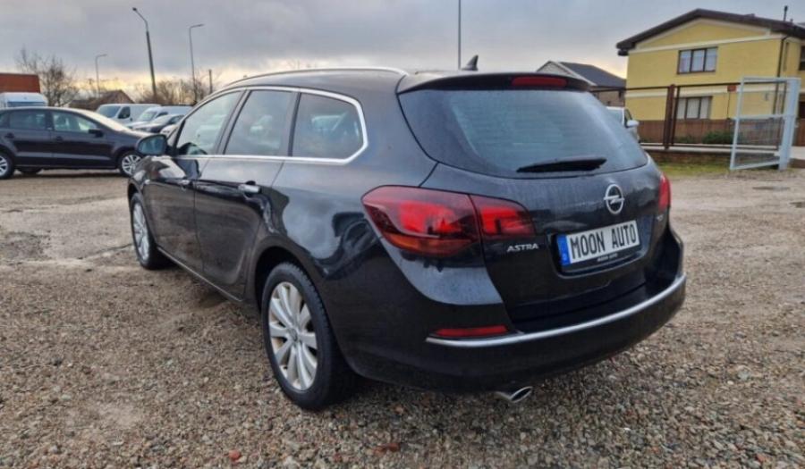 Melns Opel Astra 2013 Rīga, ar dzinēja tilpumu 2.00 L un nobraukumu 269 tūkst. km par 5700 €, foto 25 vietnē AUTOMOTO.COM.LV