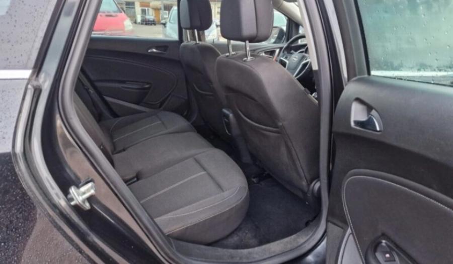 Melns Opel Astra 2013 Rīga, ar dzinēja tilpumu 2.00 L un nobraukumu 269 tūkst. km par 5700 €, foto 33 vietnē AUTOMOTO.COM.LV