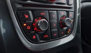 Melns Opel Astra 2013 Rīga, ar dzinēja tilpumu 2.00 L un nobraukumu 269 tūkst. km par 5700 €, foto 36 vietnē AUTOMOTO.COM.LV