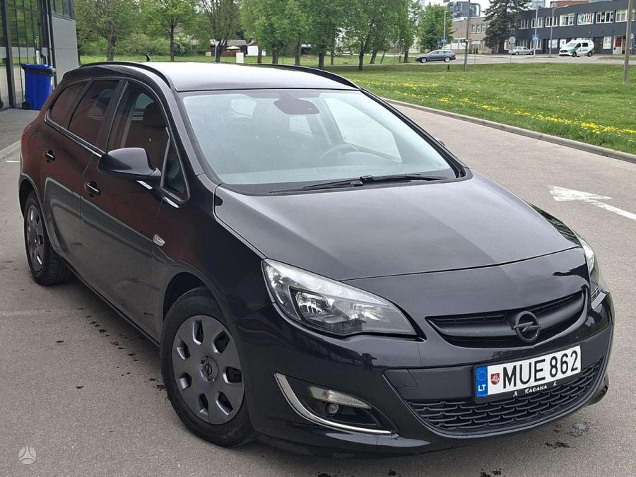 Melns Opel Astra 2013 Šilutė, ar dzinēja tilpumu 1.70 L un nobraukumu 215 tūkst. km par 3300 €, foto 8 vietnē AUTOMOTO.COM.LV