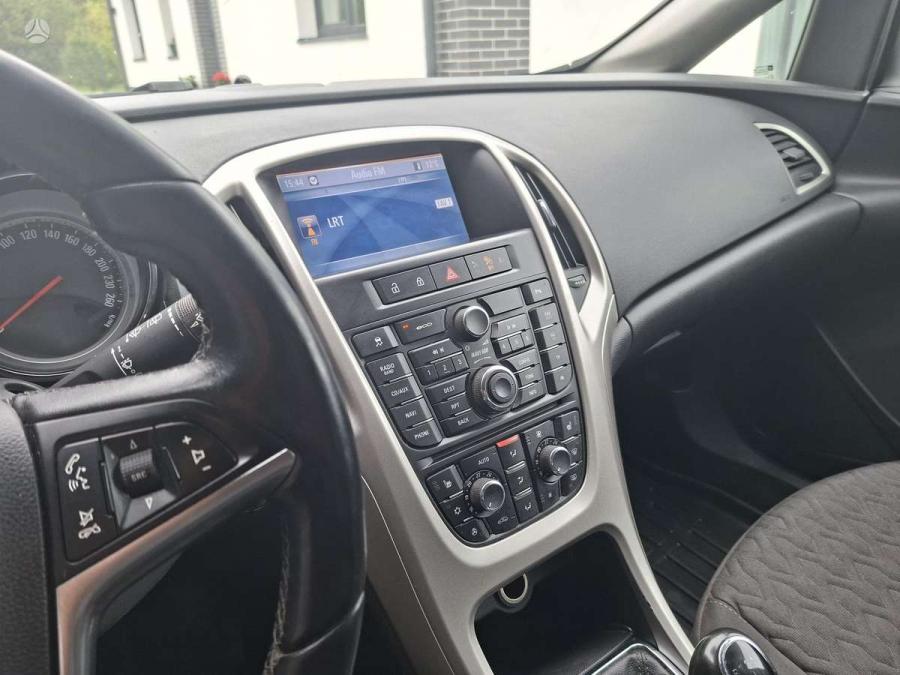 Melns Opel Astra 2013 Šilutė, ar dzinēja tilpumu 1.70 L un nobraukumu 215 tūkst. km par 3300 €, foto 14 vietnē AUTOMOTO.COM.LV
