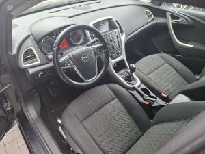 Melns Opel Astra 2013 Šilutė, ar dzinēja tilpumu 1.70 L un nobraukumu 215 tūkst. km par 3300 €, foto 23 vietnē AUTOMOTO.COM.LV