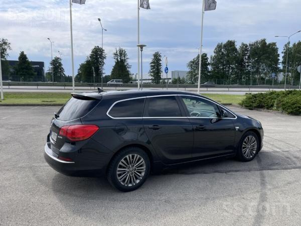 Melns Opel Astra 2013 Rīga, ar dzinēja tilpumu 1.70 L un nobraukumu 260 tūkst. km par 5250 €, foto 4 vietnē AUTOMOTO.COM.LV