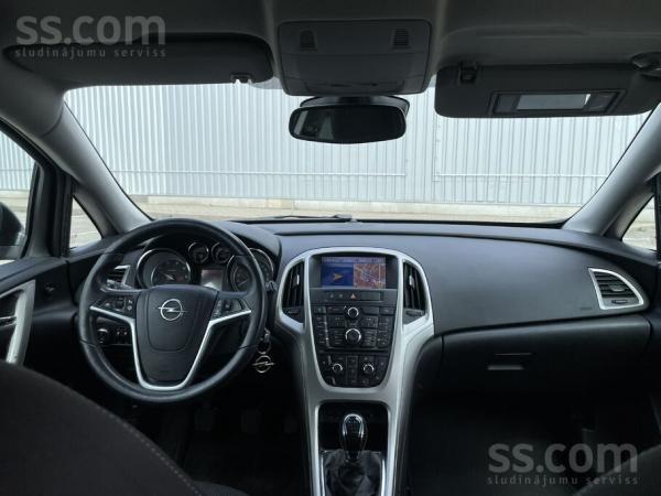 Melns Opel Astra 2013 Rīga, ar dzinēja tilpumu 1.70 L un nobraukumu 260 tūkst. km par 5250 €, foto 7 vietnē AUTOMOTO.COM.LV